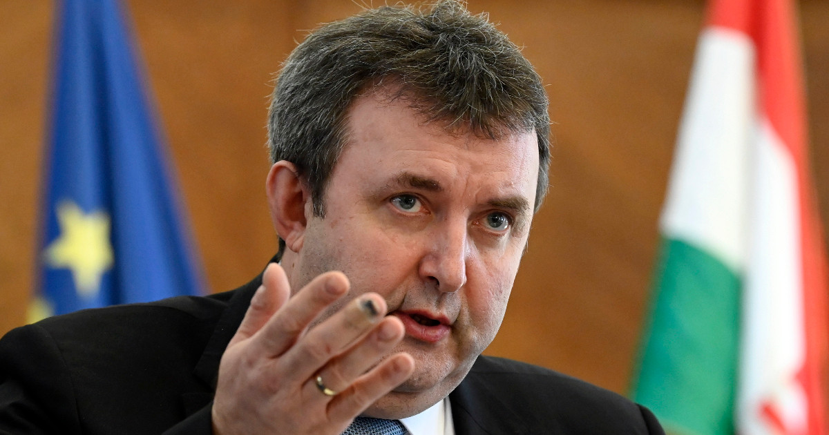 Telex: Palkovics a Fudanról: Ha egy ország kémkedni akar, ahhoz nem ...