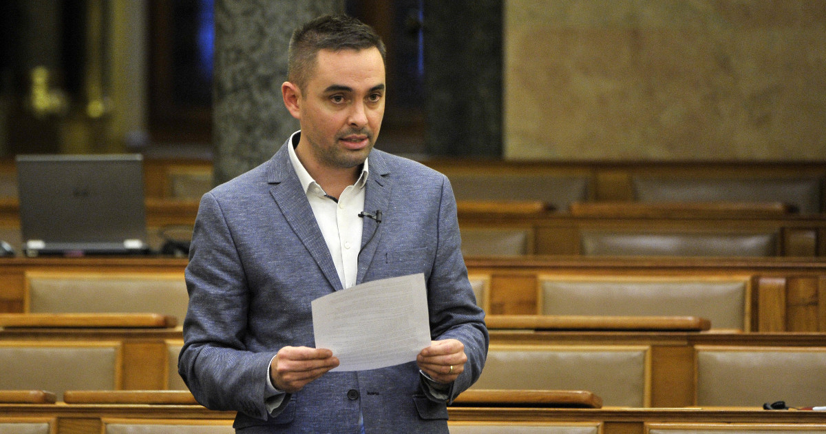 Telex: Stummer szerint Pintér szavatartó ember, és ott lesz a Pegasus ...