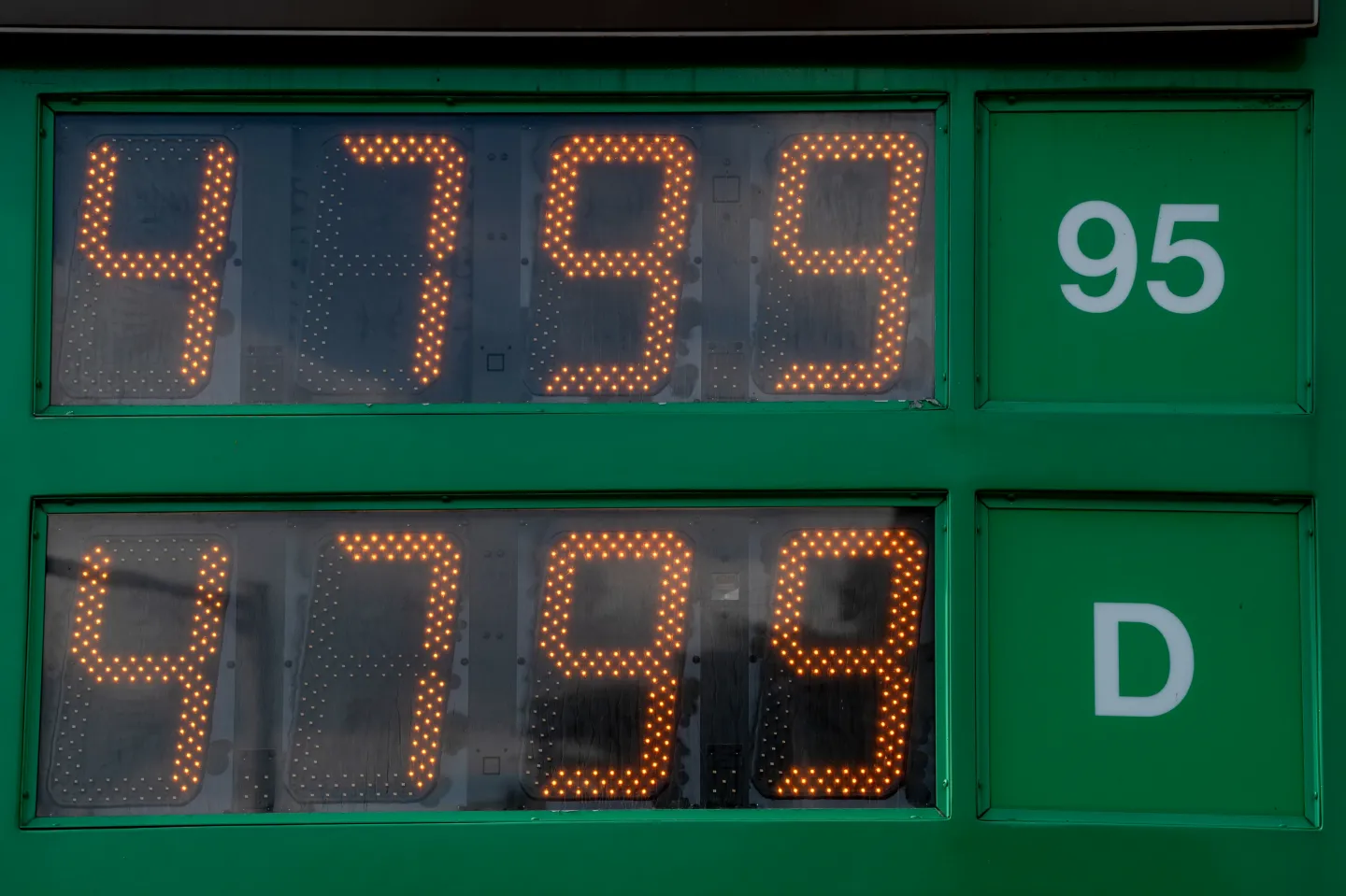 Telex: Román rendszám