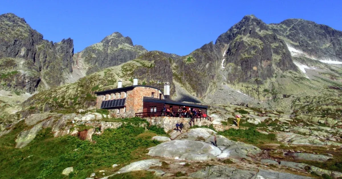 Telex: Félelem és reszketés a Vörös-torony-hágón