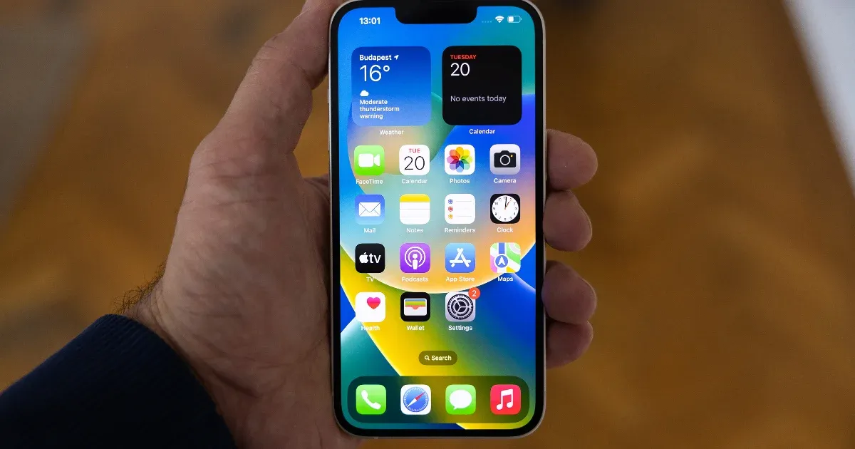 Telex: Hullámvasúton ültek, a telefon azt hitte, autóbalesetük volt