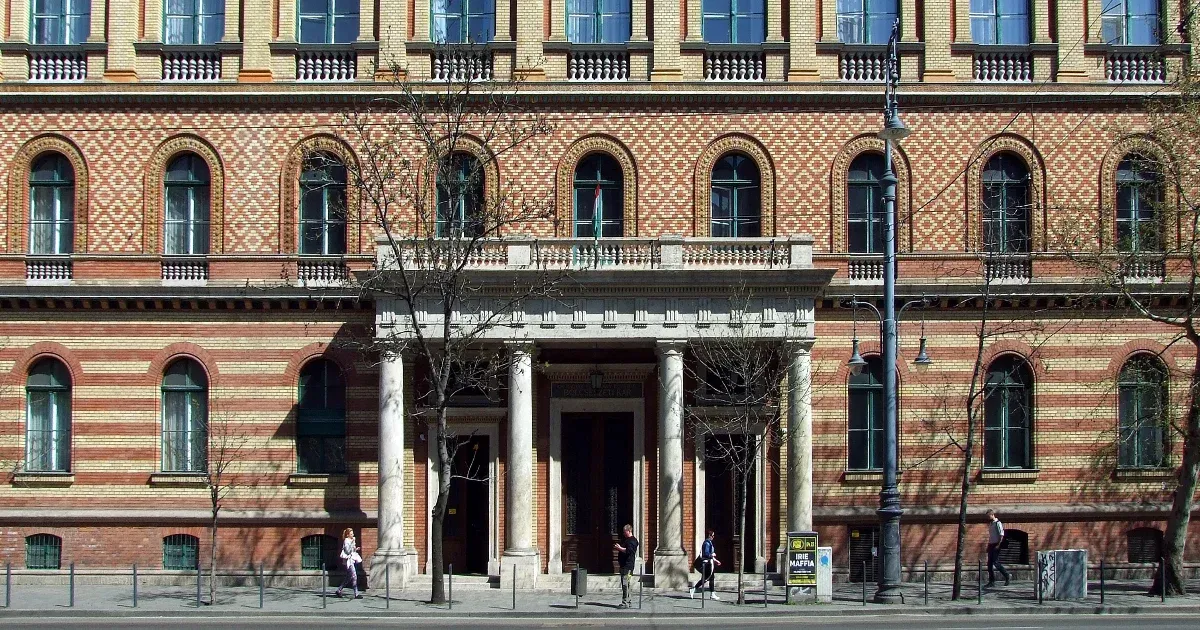 Telex: Az ELTE egy héttel meghosszabbítja a téli vizsgaidőszakot ...