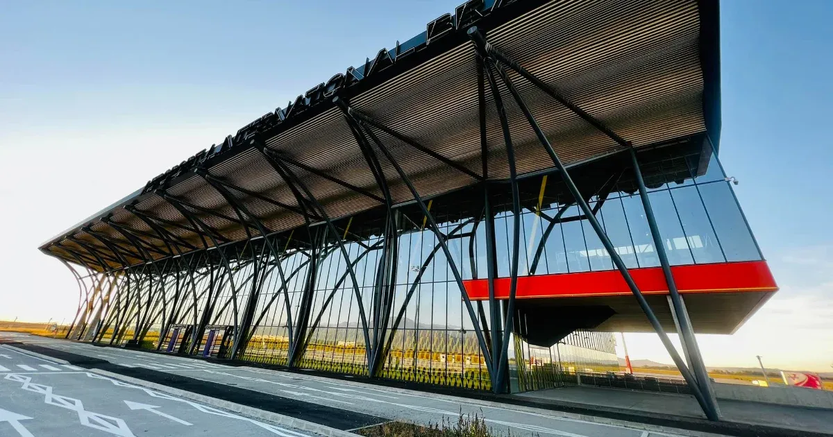 Transtelex: Június 15-én adhatják át a brassói repülőteret