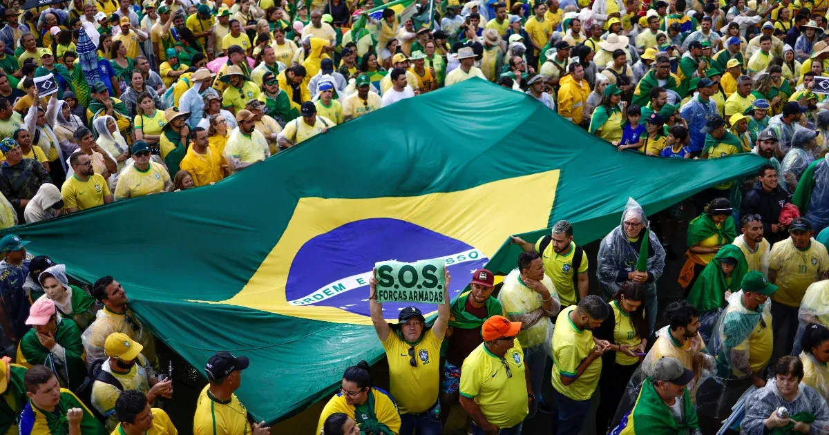 Telex: Brazília vb-szereplésén is múlhat a politikailag szétszaggatott ...