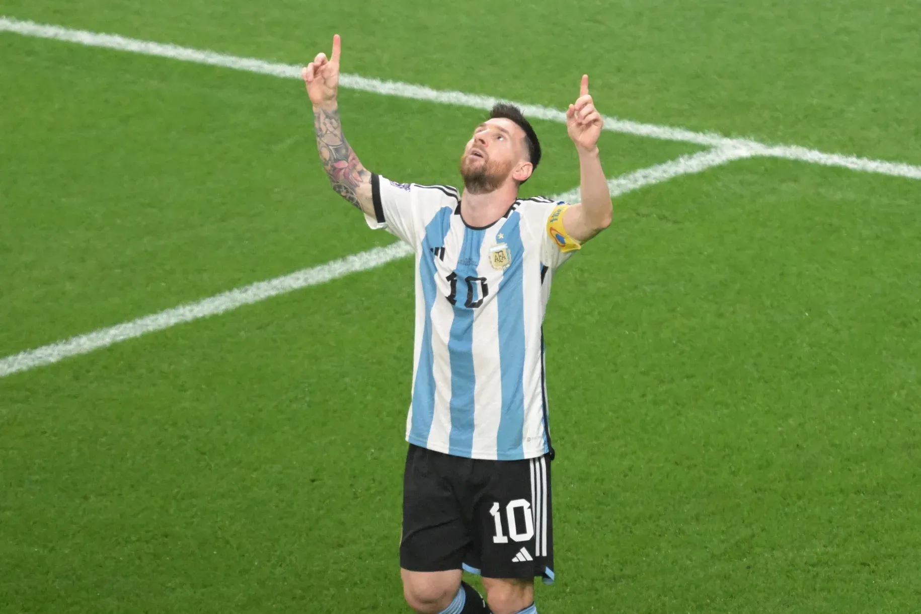 Telex: Messi ezredik meccsén gólt lőtt, Argentína a legjobb nyolc ...