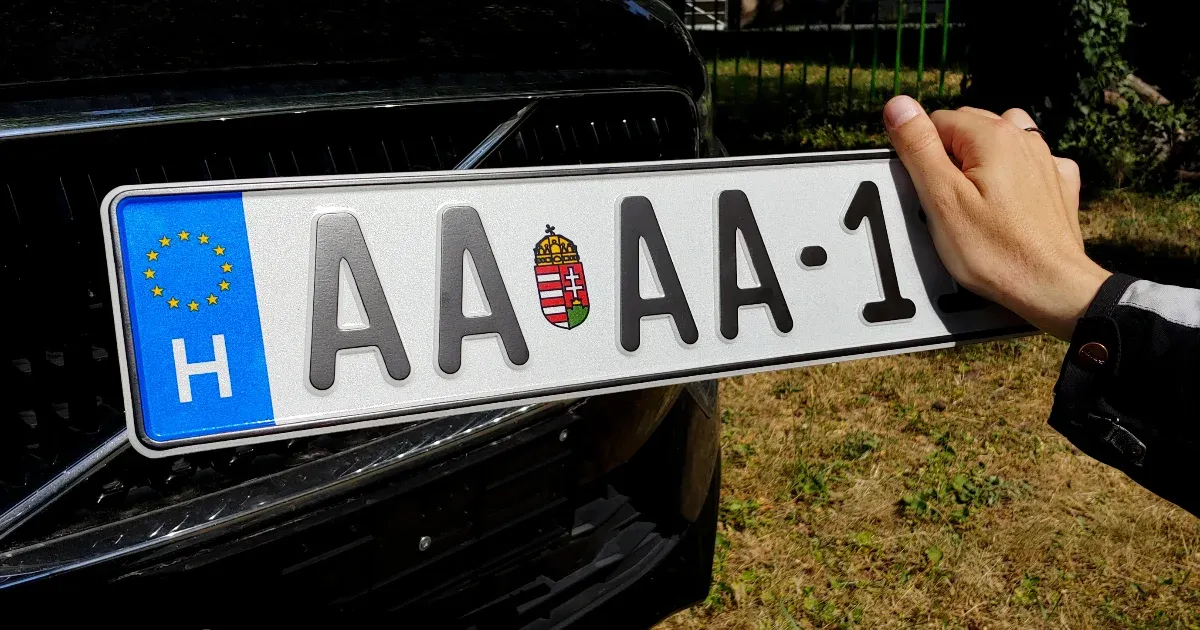 Telex: Lehet náci egy autó rendszáma?