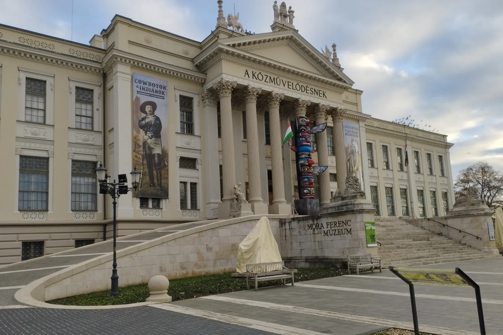 Telex: Nem vonulhatunk mindig téli álomra, mint a medvék – két hónapra ...