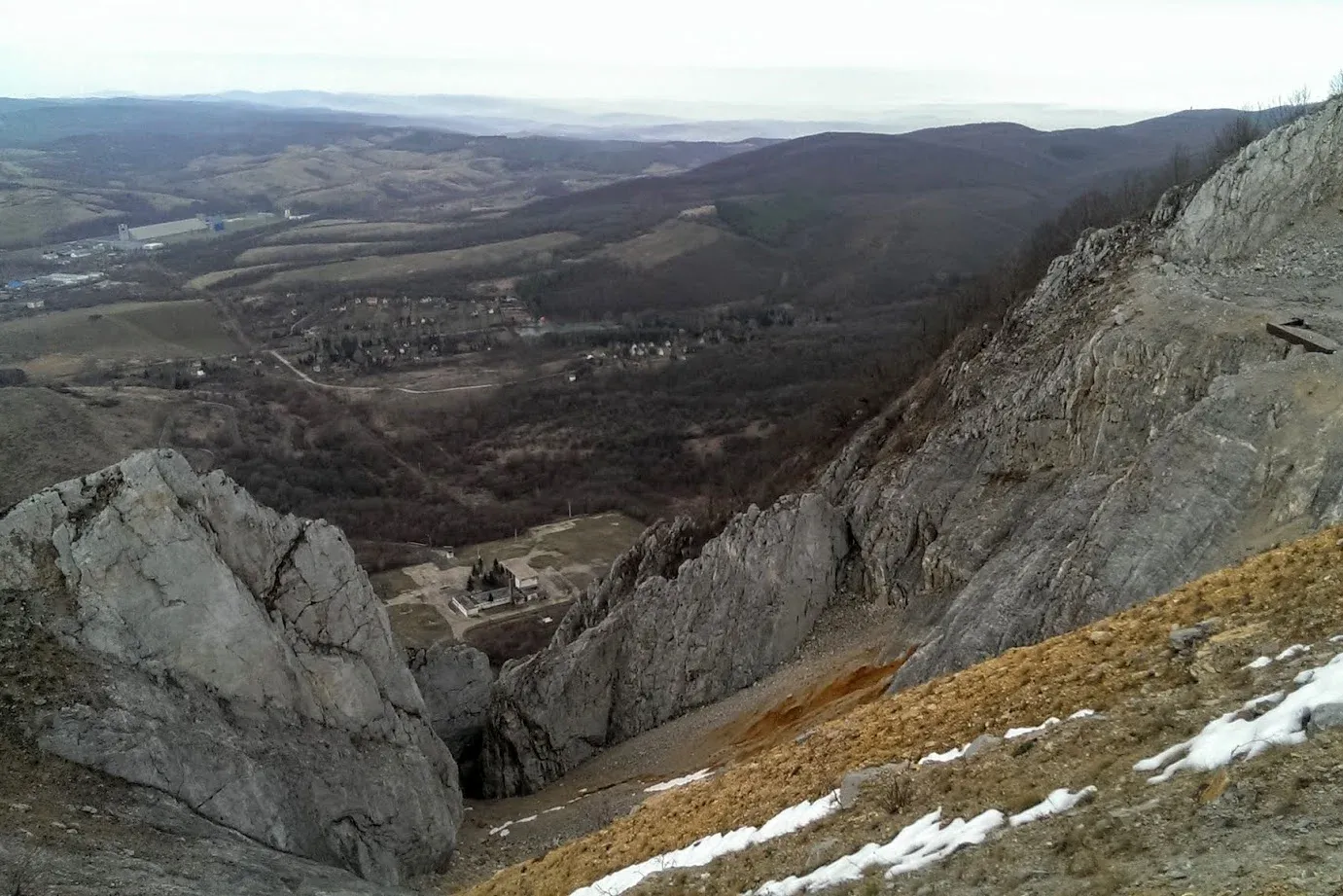 Telex: Bél-kő, a posztapokaliptikus magyar sziklaparadicsom