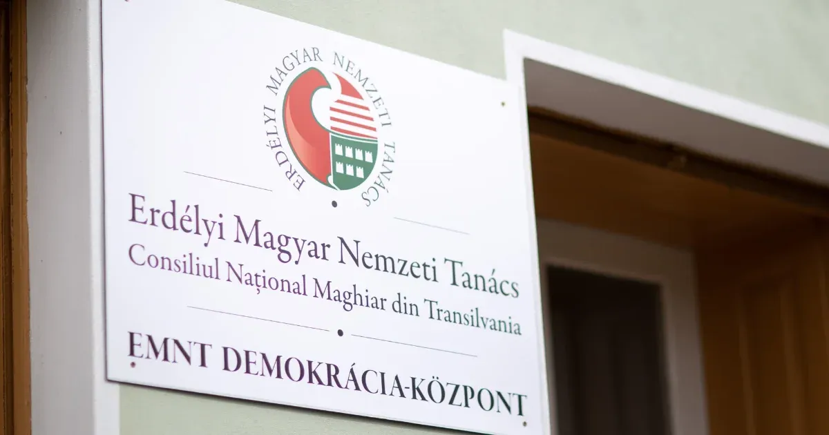 Transtelex: Beszüntetik tevékenységüket az EMNT Demokrácia-központjai Transtelex: Beszüntetik tevékenységüket az EMNT Demokrácia-központjai