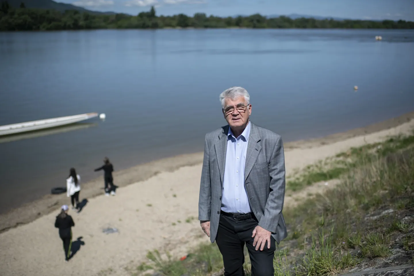 Telex: „Kammerer olyan szépen mosolyog a plakátokon” – Fidesz-logó ...