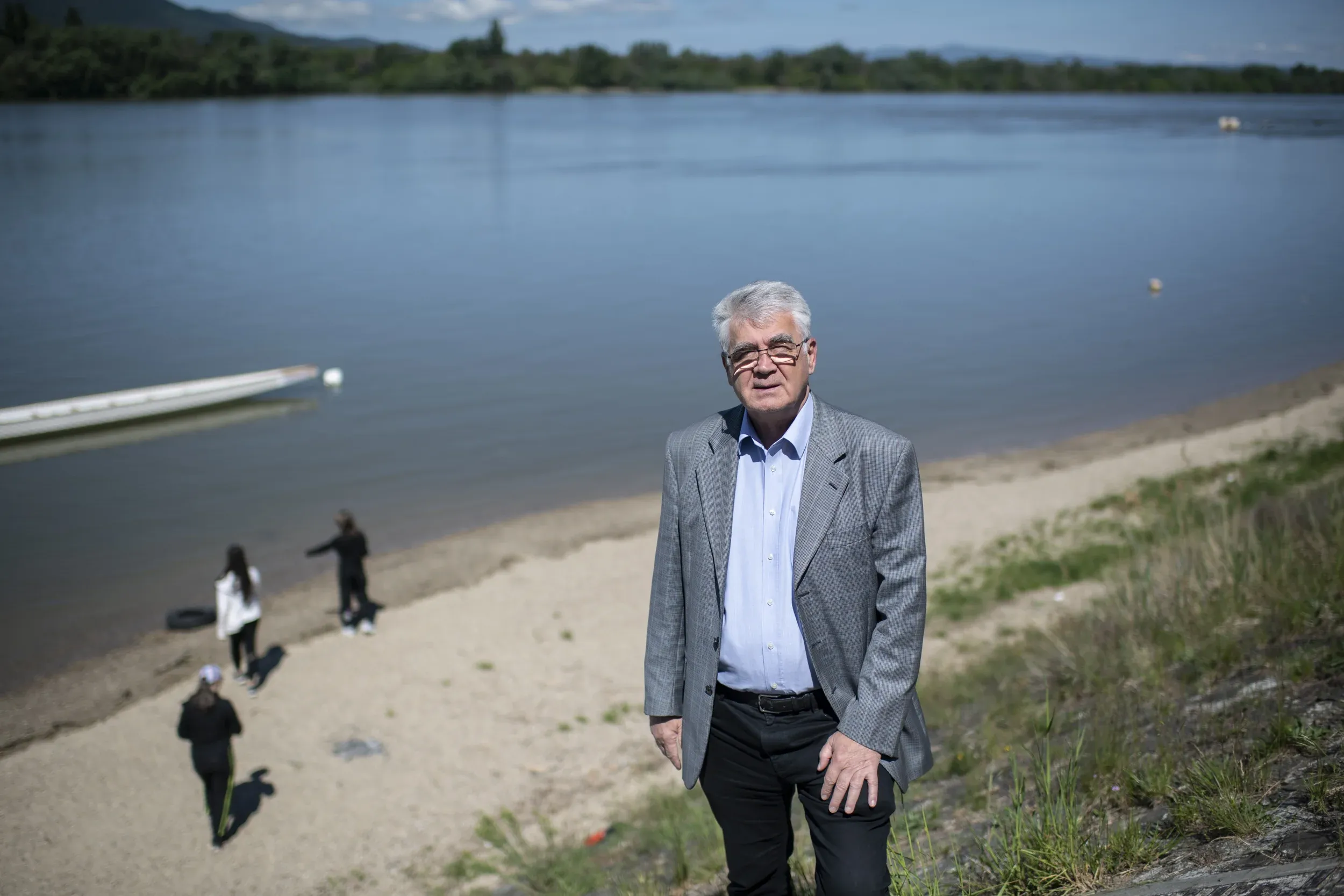 Telex: „Kammerer olyan szépen mosolyog a plakátokon” – Fidesz-logó ...