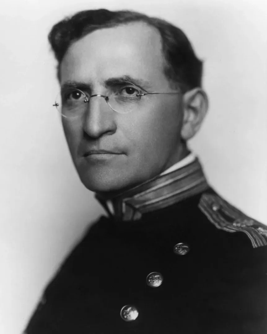 Telex: A magyar származású orvos, aki még betegek székletét is lenyelte ...