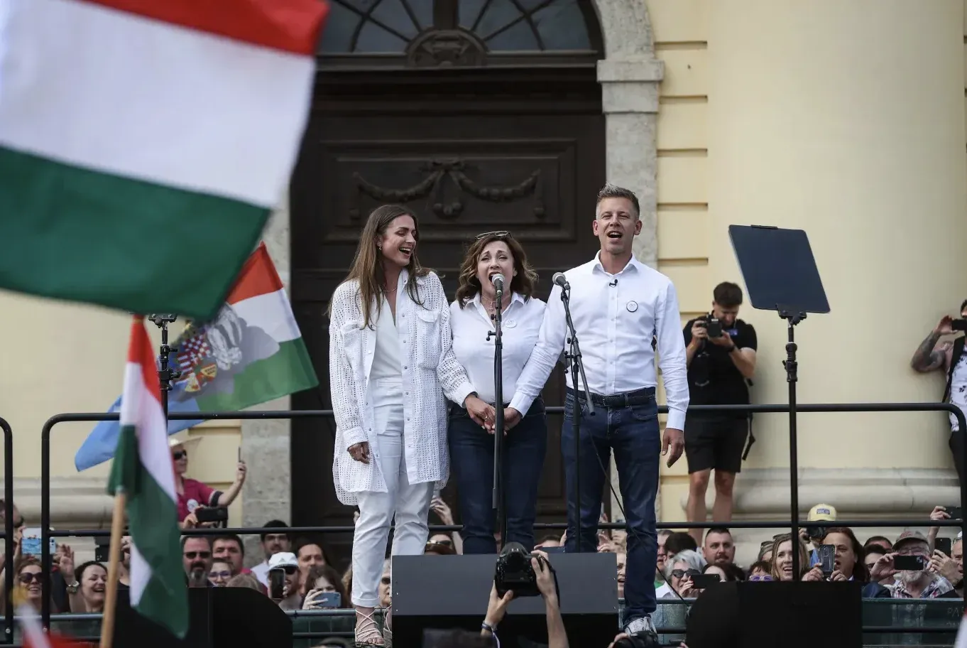 Telex: Miklósa Erika szerint Rost Andrea művészi reputációja Magyar ...