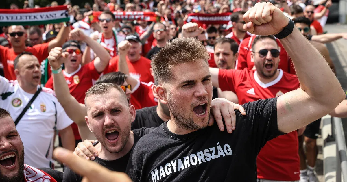 Telex: A magyar szurkolók Stuttgartban is felvonultak a meccs előtt