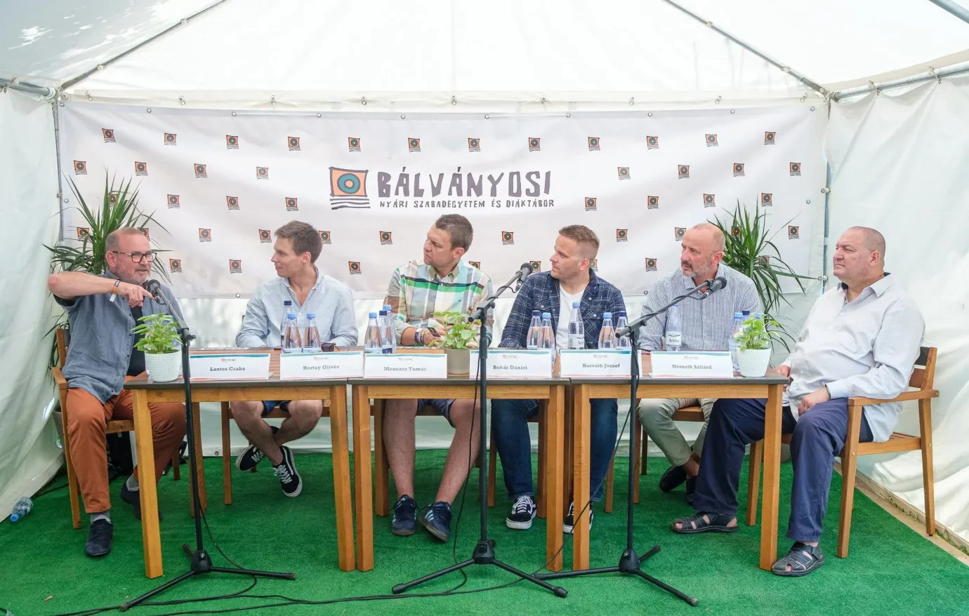 Telex: Viccnek is durva: a volt III/III-as titkosszolga útja a ...