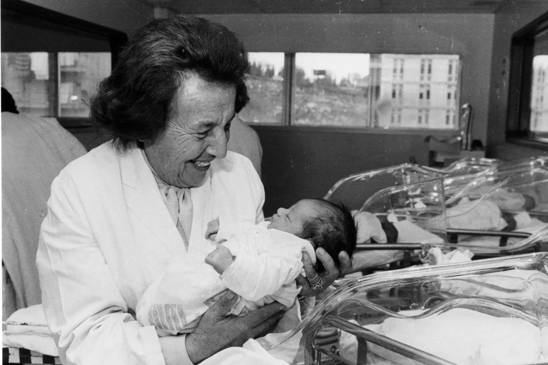 Telex: Az auschwitzi orvos, aki Mengele mellett dolgozott, és szörnyű ...
