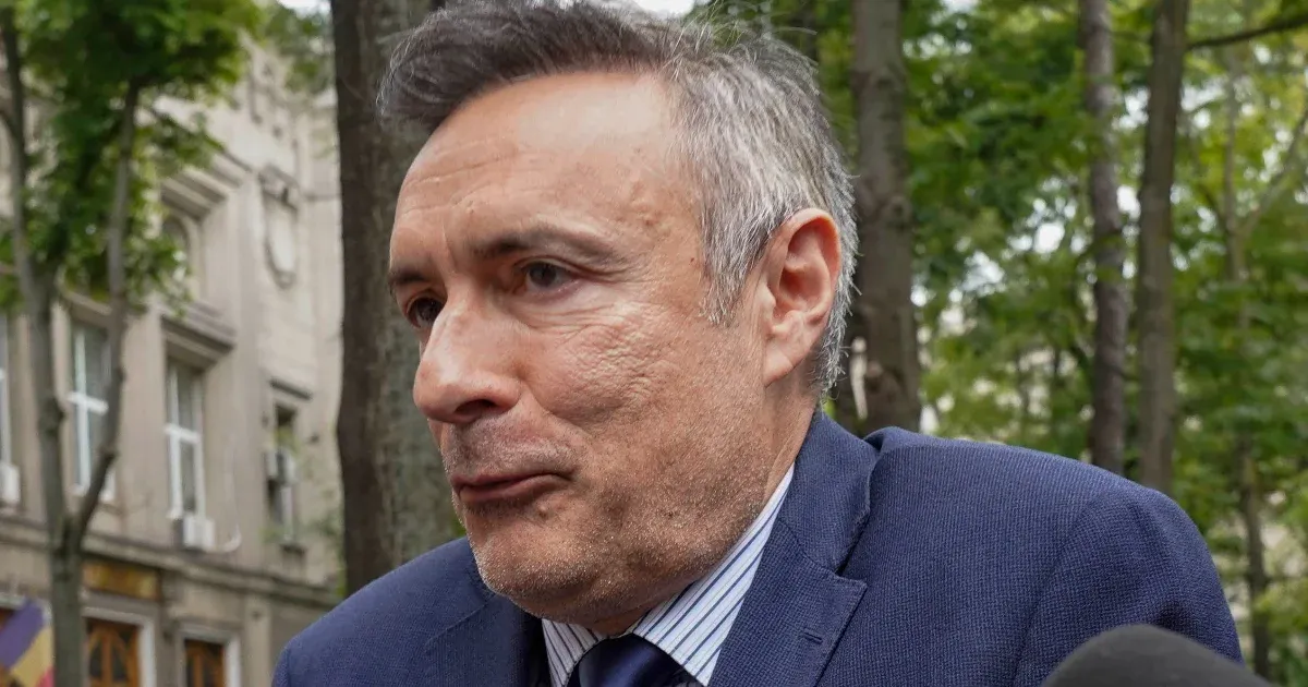 Transtelex: Lehallgatások, szerződések, kenőpénzek: a DNA vádirata ...