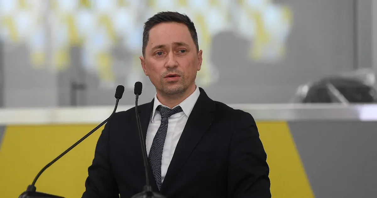 Transtelex: Tovább nőttek az állami cégek vezetőinek bérei, olyan is ...