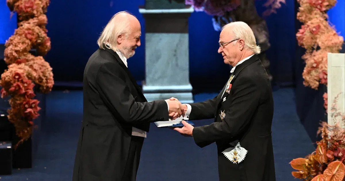 Karakter: Krasznahorkai László átvette az irodalmi Nobel-díjat
