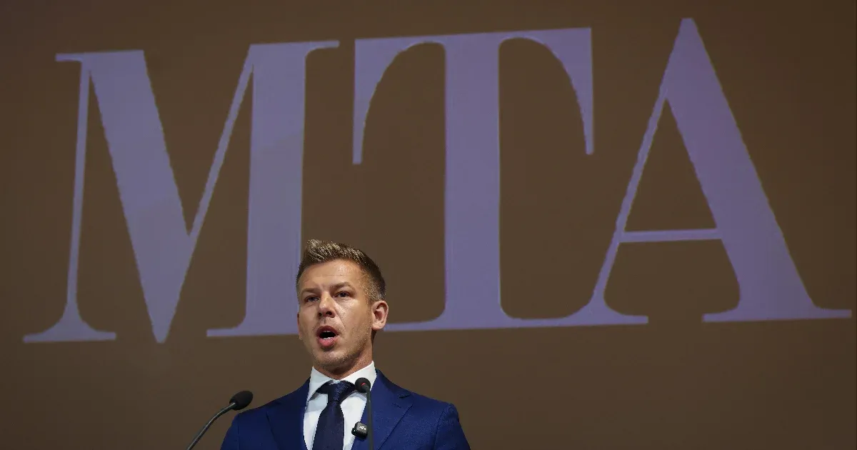 Telex: Magyar Péter az MTA-n: Kialakítjuk azt a kutatóhálózati modellt ...