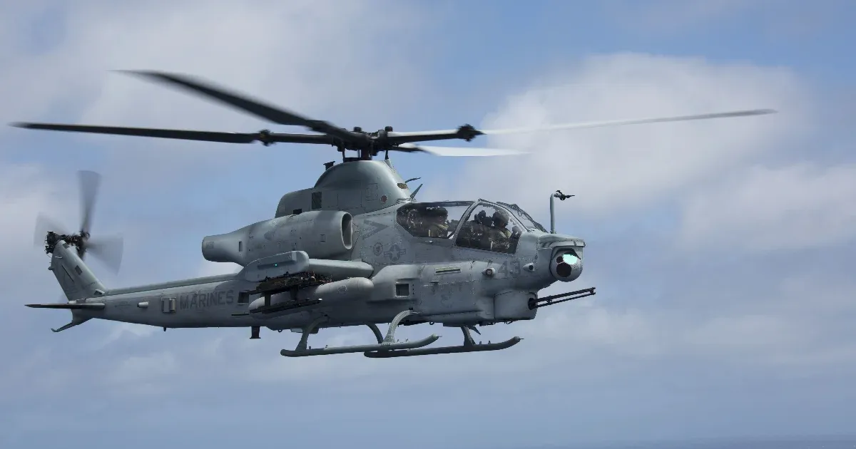 Telex: Lezuhant egy amerikai Apache helikopter a Hormuzi-szoros ...